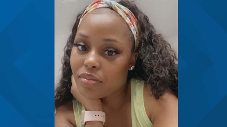 Missing Mom Has Vanished After Dinner With Her Mother And Children. Who ...