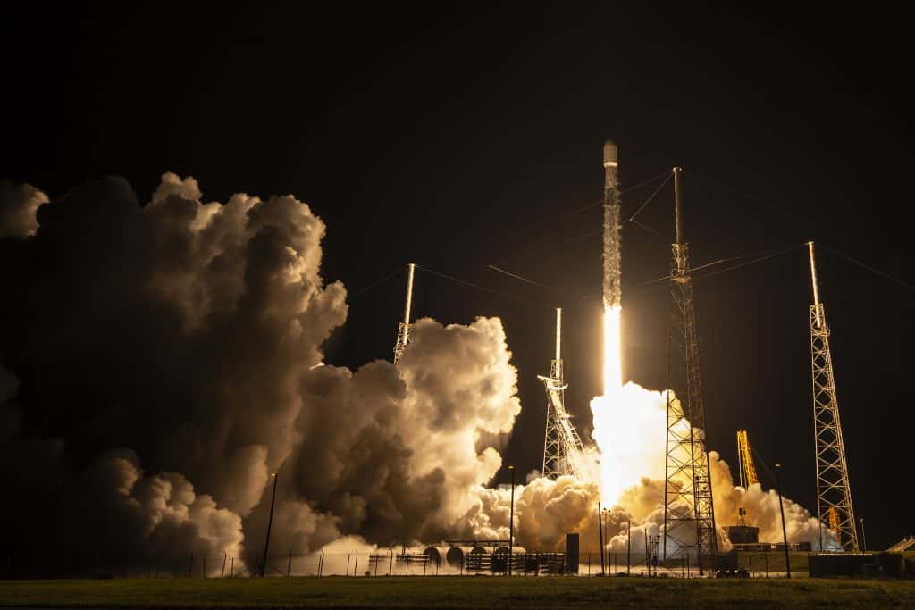 SpaceX Falcon 9 Rocket Shatters Records with 17th Successful Reuse ...