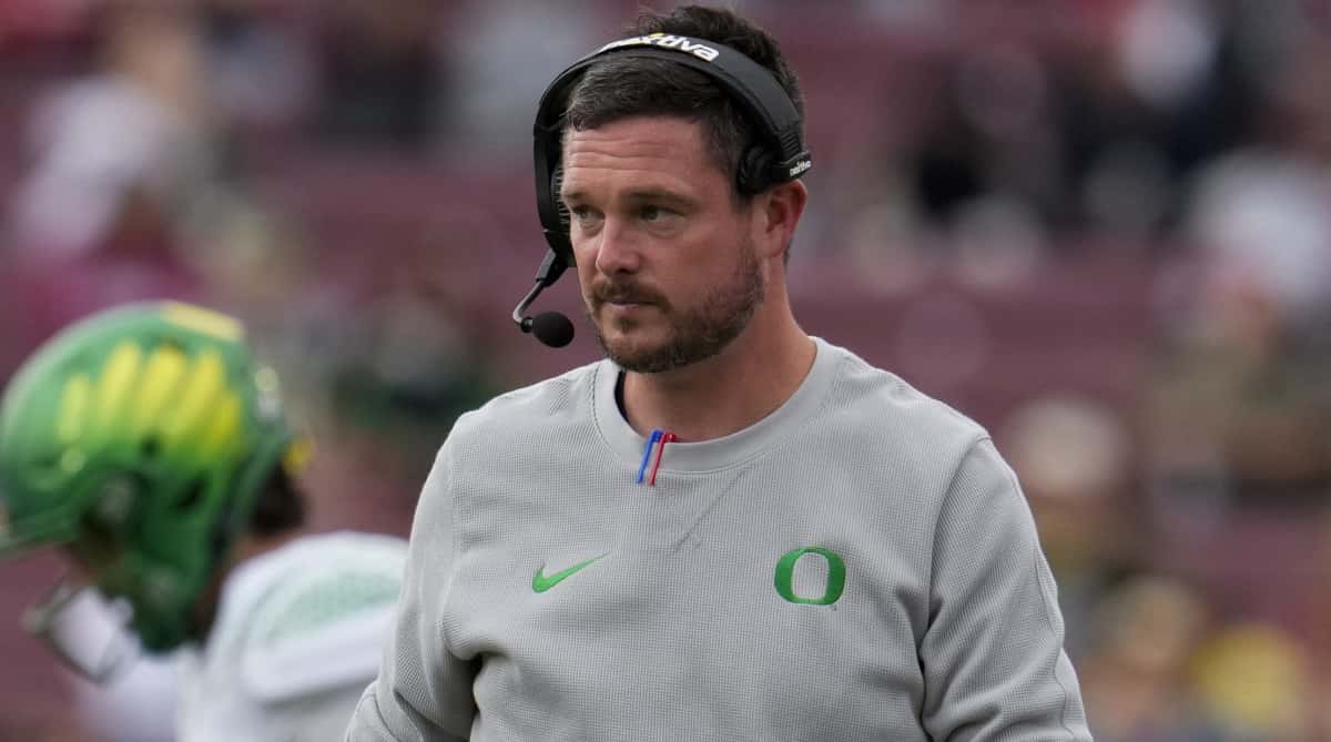 Dan Lanning Faces Scrutiny for Tactical Choices in Oregon’s Loss to ...