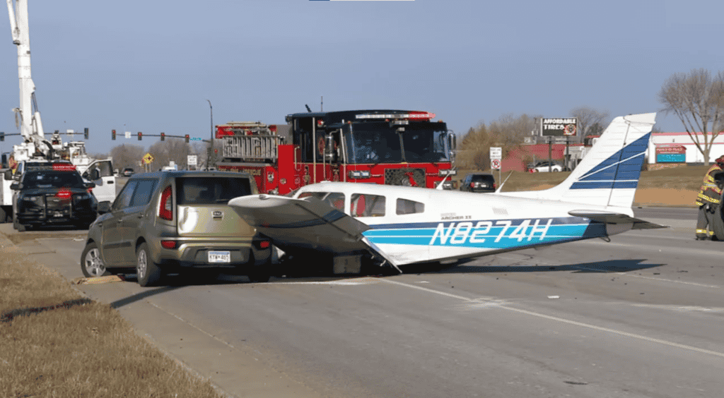 Small Plane Piper Cherokee Crashes Into Car On Twin Cities Highway In ...