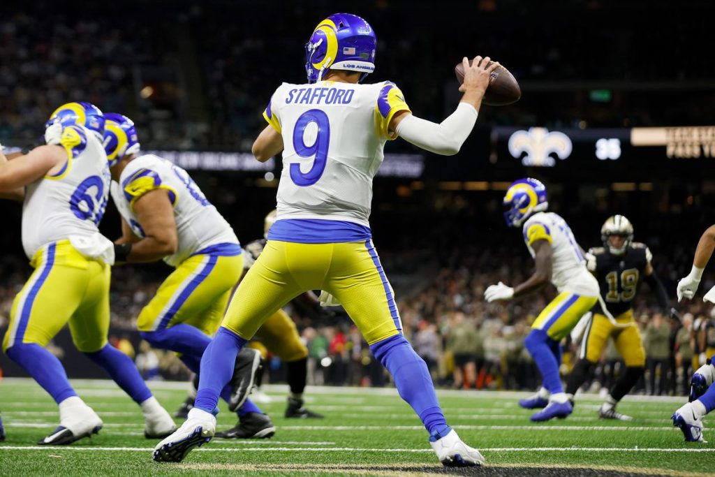 Shohei Ohtani Adds a Twist to TNF: Reps Rams Jersey at SoFi Stadium ...